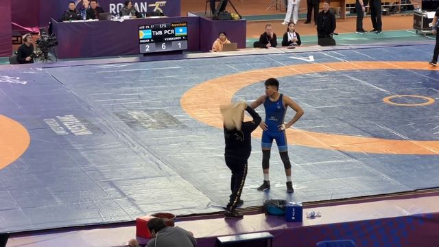 Утешительная схватка 57кг Ондар - Винокуров