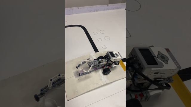 Видео от Сеть школ робототехники РосРобо [720] [audiovk.com] (9)