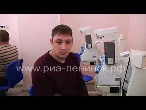 Предсменные медосмотры работников на шахте.