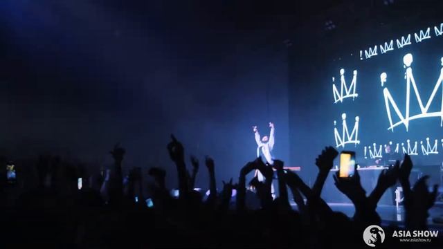 Настоящее шоу на концерте участника Black Star – Мота