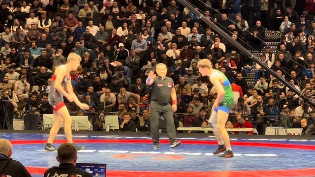 74кг. Бронзовый финал: Пащенко (ЛНР) - Абдулвагабов (Дагестан)