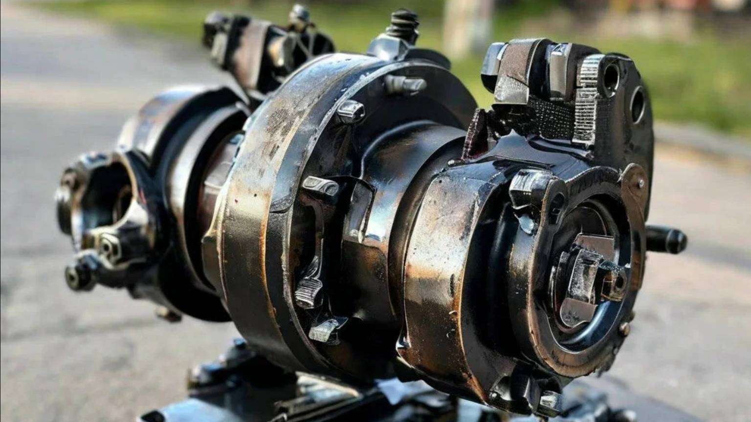 Народное творчество и Уникальный коленвал УРАЛа