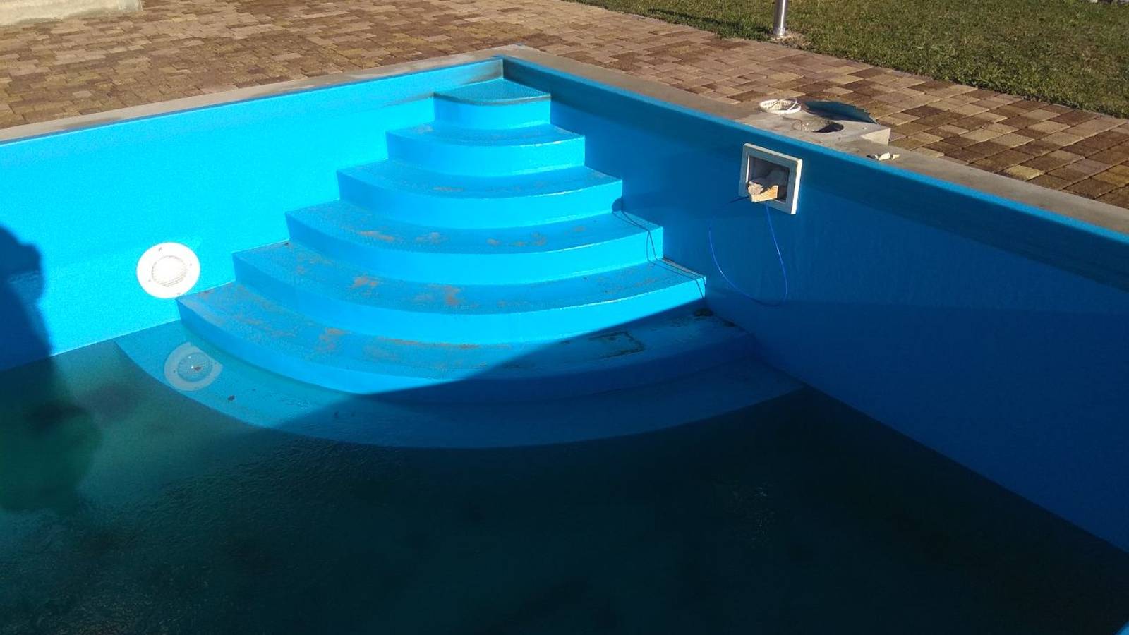 Подготовка уличного бассейна к морозам.