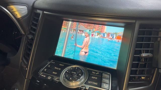 Просмотр видео с USB на Infiniti QX70 (FX37) с помощью блока CarPlay/AA