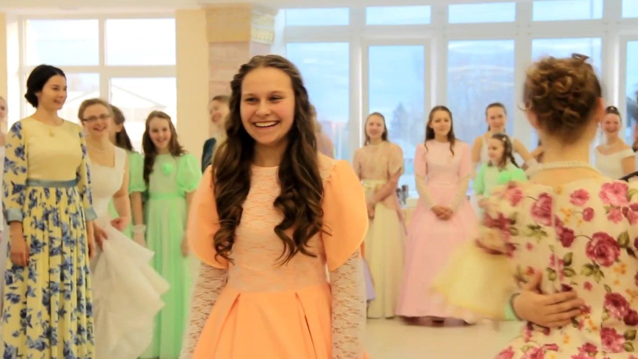 Праздник жен-мироносиц в монастыре Калужской иконы Божией Матери и праздничный бал в Малоярославце