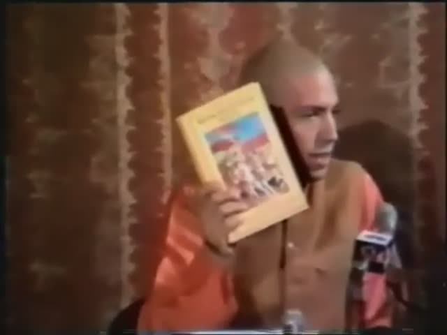 Пресс-конференция Мукунды Госвами с журналистами - 7 ноября 1979 - Лос-Анджелес - Калифорния