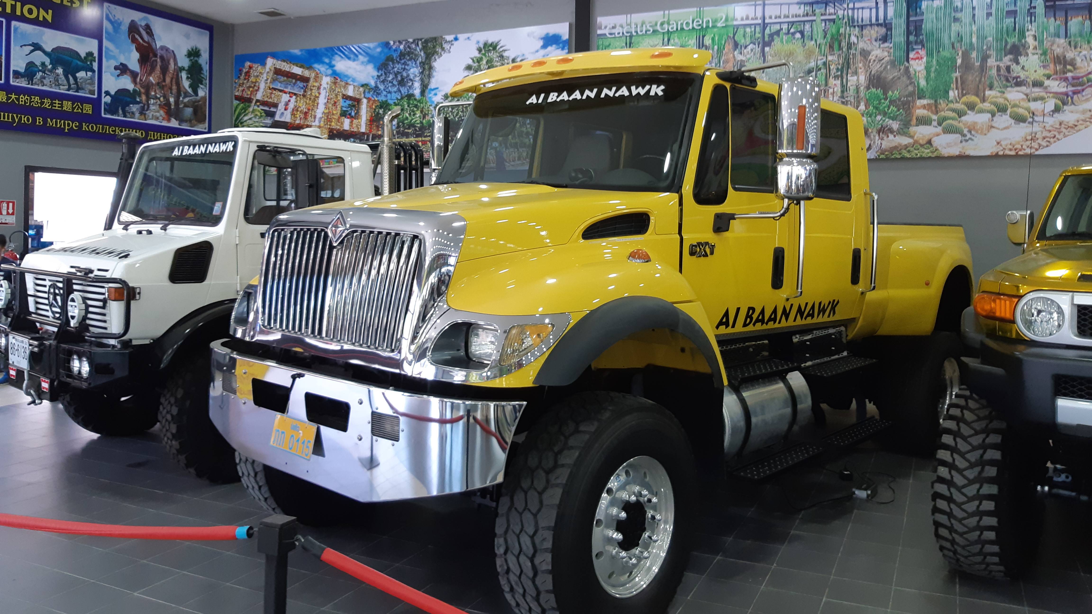 Музей машин в Таиланде.