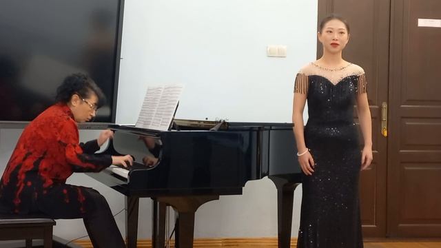 А. Вивальди, Ария (Незаметно трепет нежный) -поёт Юйхуа Хэ, концертмейстер Наиля Шамгунова