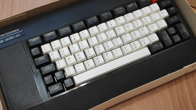 БК0010(11м) Бейсик-Процедуры со строкой 2часть