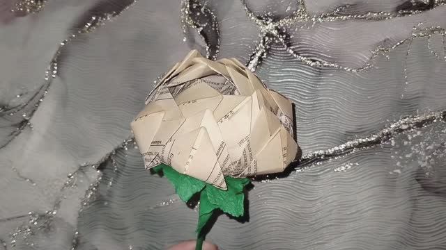 Как сделать цветок из бумаги. Поделки из бумаги.