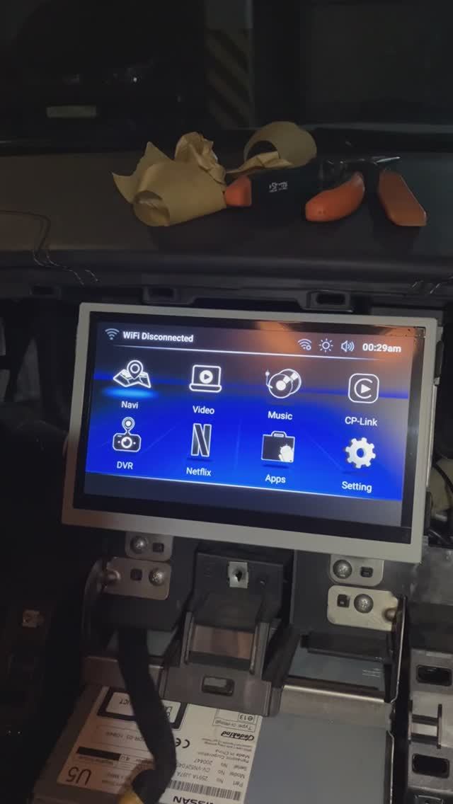 Замена монитора Infiniti на аналогичный сенсорный с доп. функциями