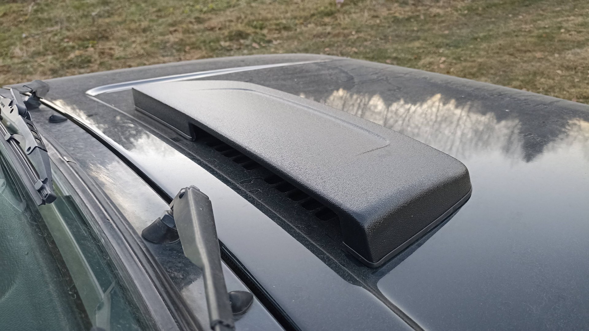 Комплект защиты от снега и мусора воздуховода капота Лада Нива 4х4