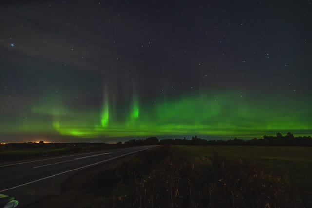 Северное сияние 03.10.2022 :: Санкт-Петербург, Лен.область, Кавголово (4K)