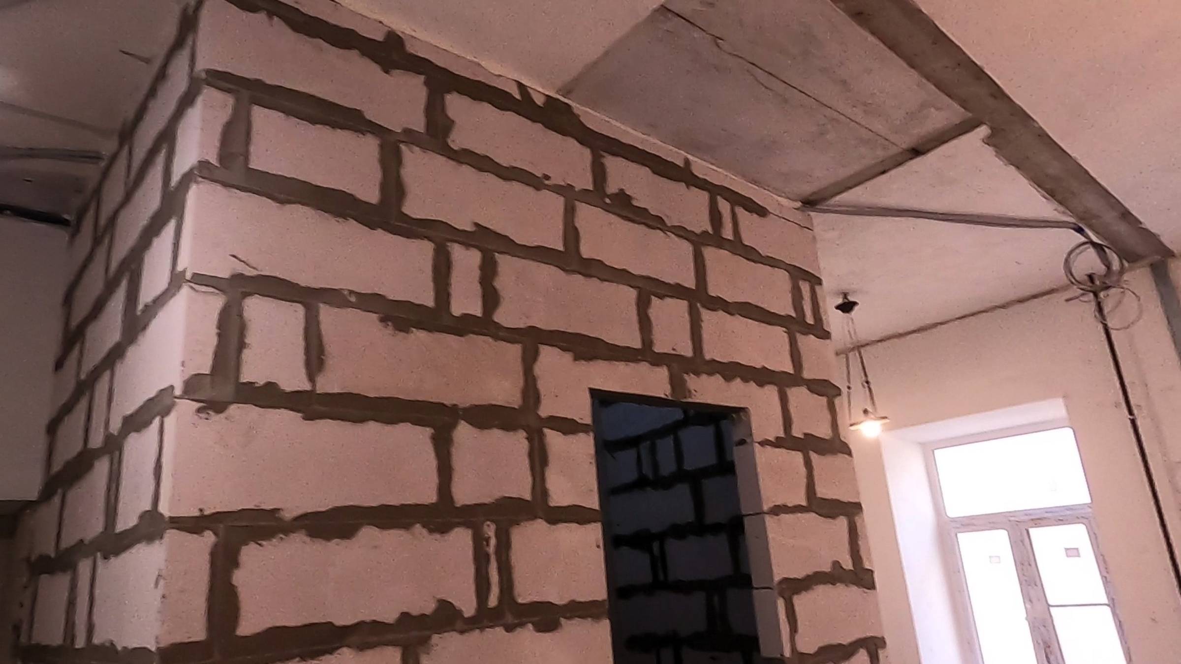 Делаем стены ванной комнаты из газобетона