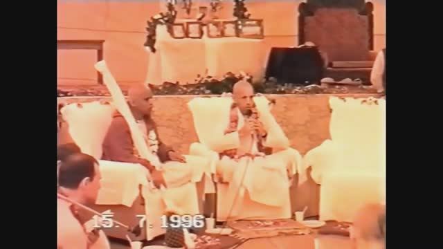 Инициация первых учеников Мукунды Госвами из России - 15 июля 1996 - Сухарево