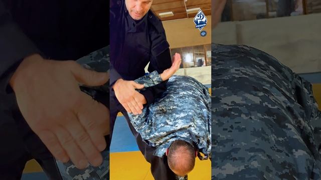 УРОК №1. Защита от удара ножом сверху для сотрудников силовых структур