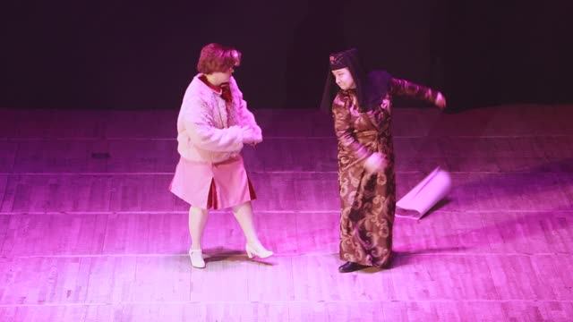 Пророк Дивана и Князь Геннадий из г. Нижний Новгород, Санкт-Петербург; Долорес Амбридж, Оленна Тирел