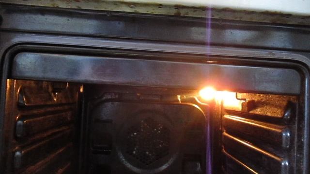 Газовая плита BEKO с электродуховкой: обзор и проверка духового шкафа в работе