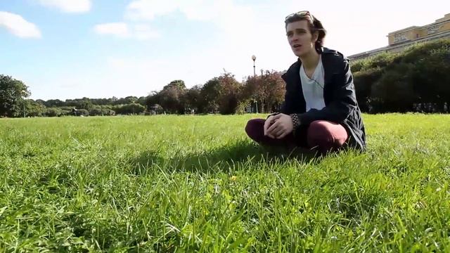 ЗАЧЕМ СМЕЯТЬСЯ НАД ИСТОРИЕЙ？ Ничего святого. [YwzROJ3a0QQ]