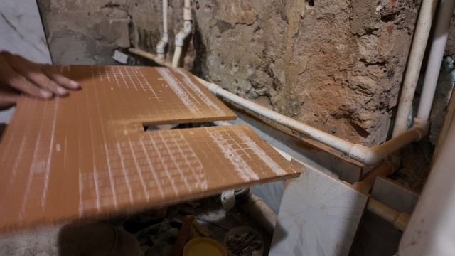 Ремонт ванной комнаты, как обойти трубы с помощью болгарки 🏠