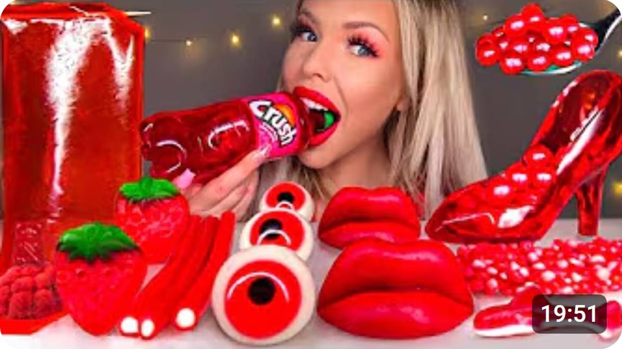 ASMR RED FOOD ХРУСТАЛЬНАЯ ТУФЕЛЬКА ЗОЛУШКИ, БУТЫЛКА СОДОВОЙ, ЖЕВАТЕЛЬНЫЕ МИШКИ LIL NITRO SOUR CHERRI