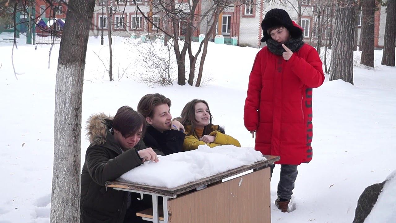 Общее фото команды школьного телеканала "НЬЮТОН"