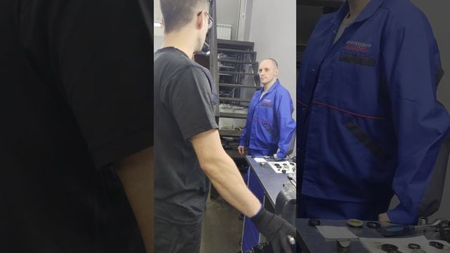 Обучение ремонту рулевых реек. Две группы на обучении. Учим ремонтировать ГУР и ЭУР рулевые рейки.