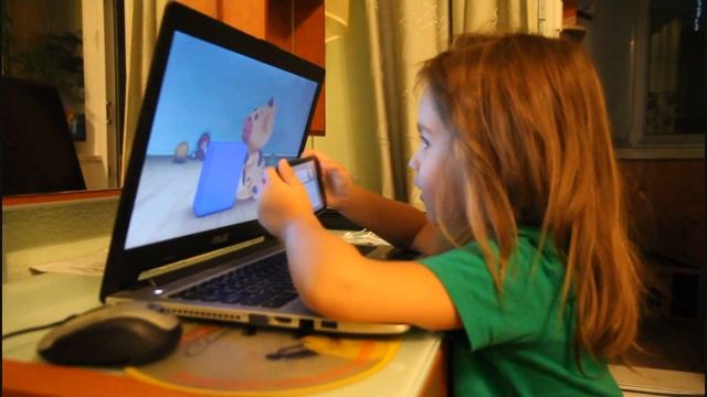 Окей Google  Ребенок просит Окей Гугл найти мультик Tiny Love  Смешные приколы с детьми  Okay Google