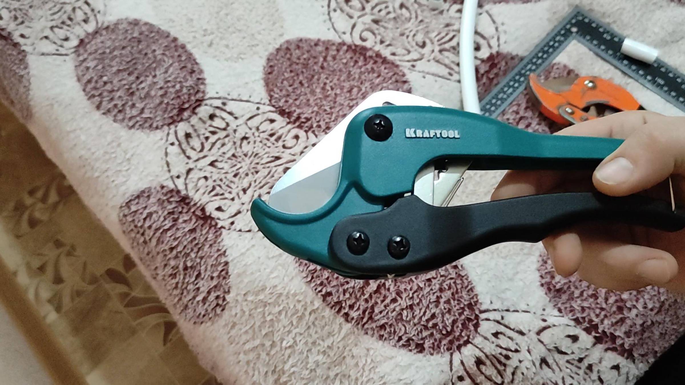 Обзор ножниц для резки труб: сравнение старых и новых (Kraftool)