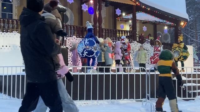 Великий Устюг. Прогулка по вечернему городу . Вечерняя вотчина Деда Мороза январь2025