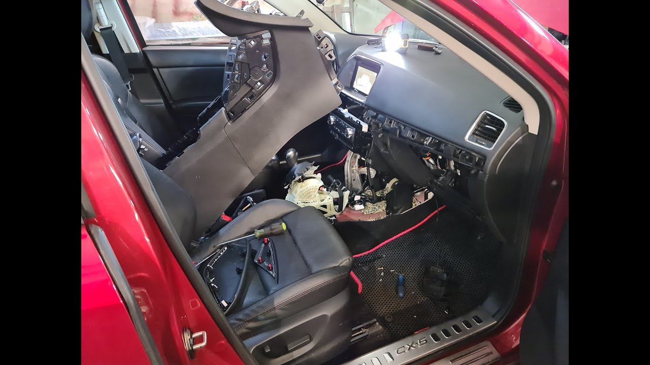 беспроводная зарядка в mazda cx 5