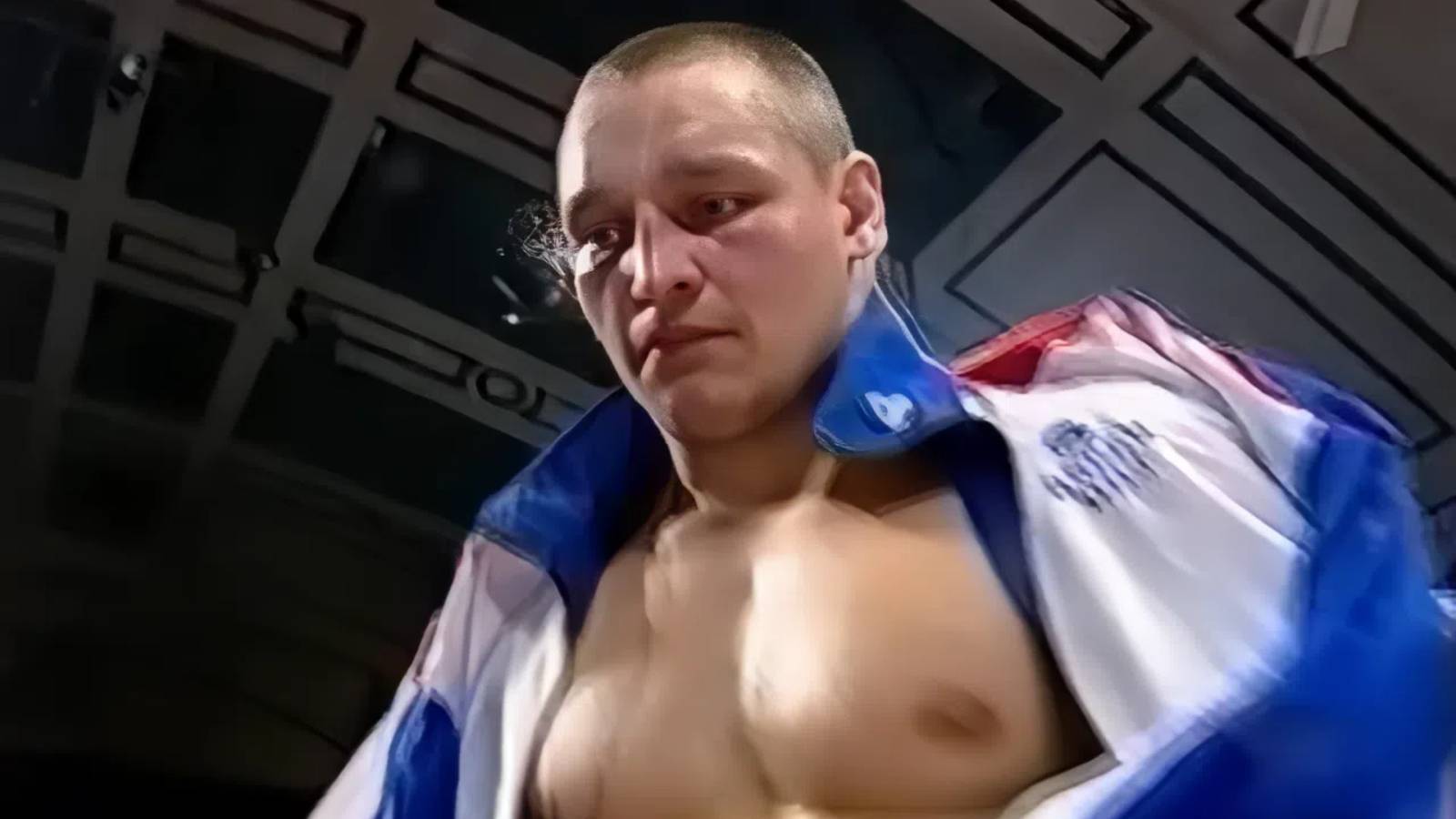 Анонс боя Денис Бахтов - Гэринг Лэйн 20.04.2003