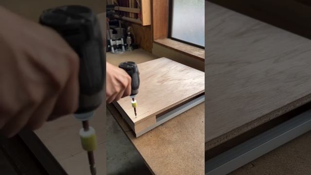 Направляющий столик для циркулярки, изготовление, применение