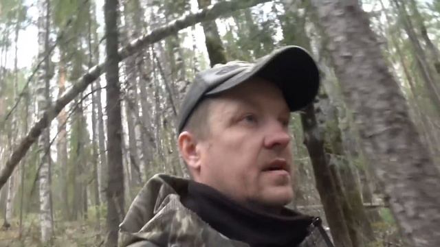 Хижина у реки. Продолжаю возводить стены. Пробрался на квадроцикле!