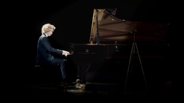 Пётр Чайковский. Времена года: Октябрь. Иван Бессонов.
Ivan Bessonov Tchaikovsky October