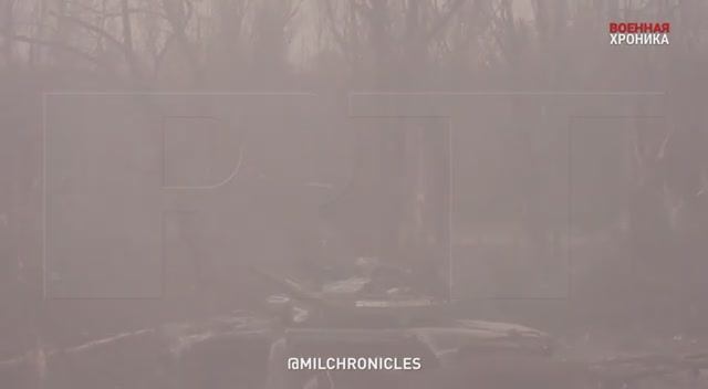 Выстрел-откат пример грамотной работы танка в городской застройке Мариуполь апрель 2022