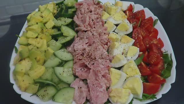 Кобб салат