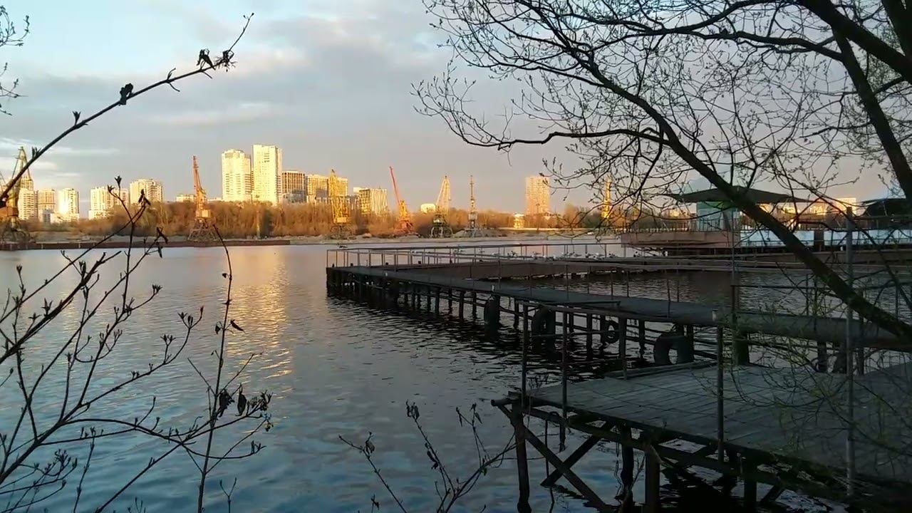 Парк "Северное Тушино" в Москве. 21.04.2023