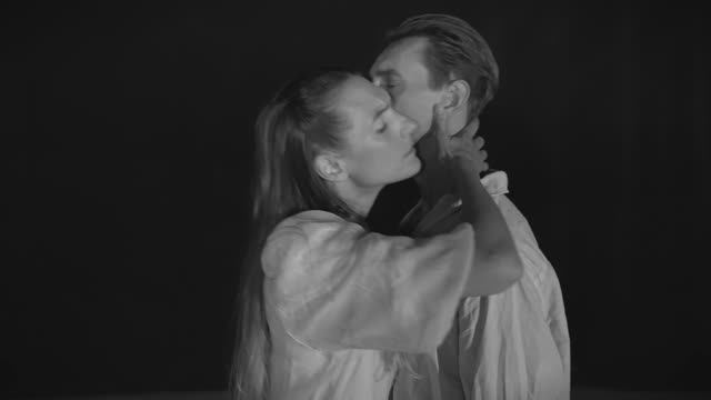 The Israel Ballet dance company (Израильский балет) - El Maleh Rachamim  («Милосердный господь»)