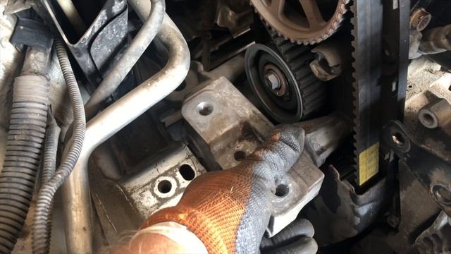 Замена ГРМ Octavia Tour 1,6 BFQ