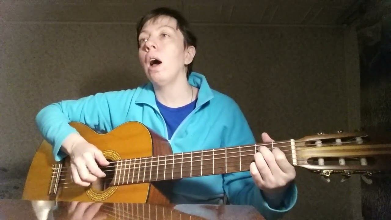 "Небо мелкий дождик сеет". Слова А. Ахматовой, муз. и исп. Ю. Кучмаевой