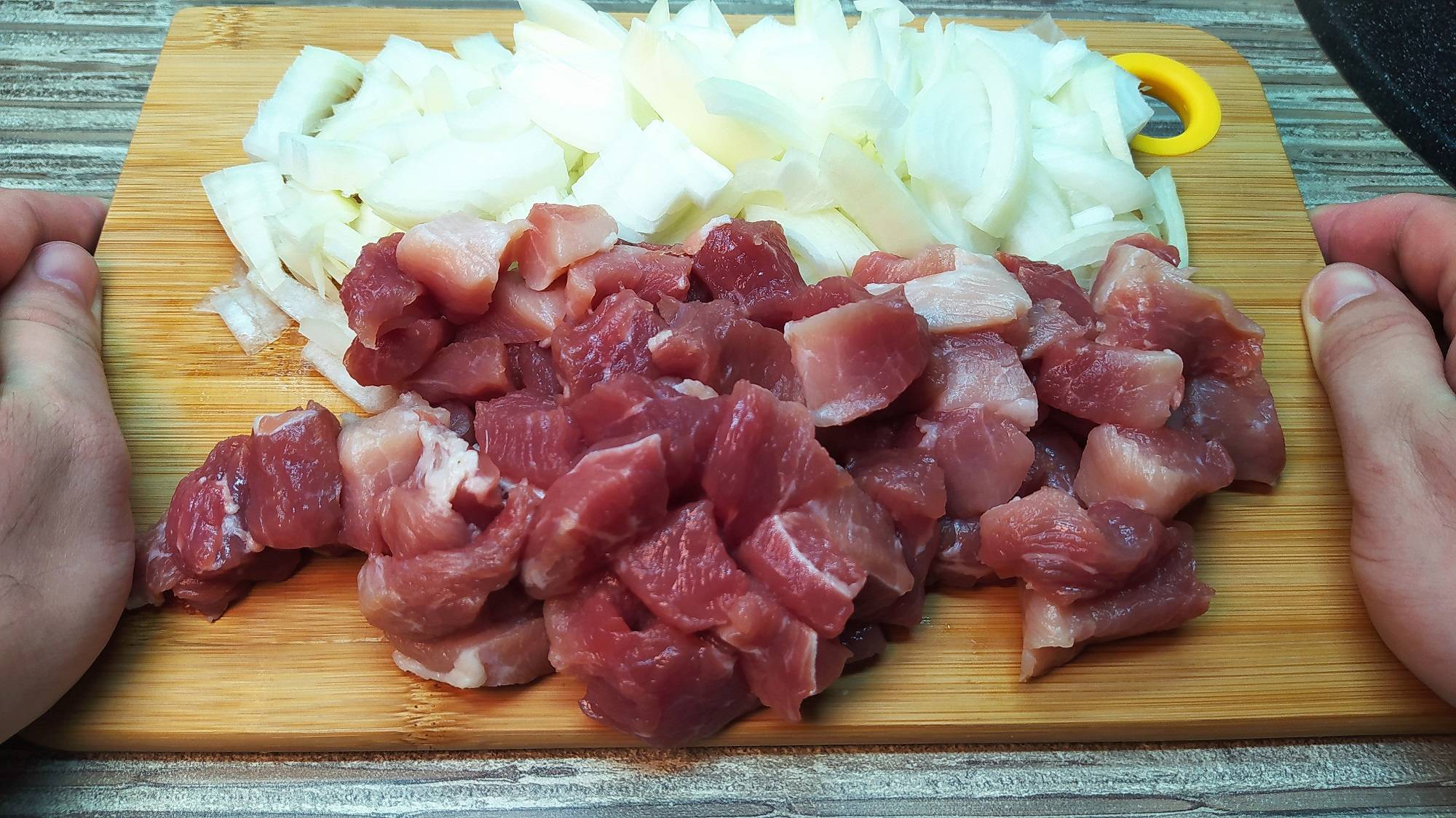 Вкуснейший рецепт сочного мяса с апельсинами, которое вы еще не готовили