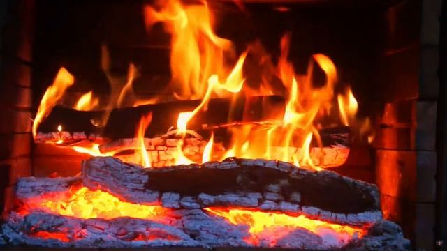 Камин в 4K: Горящие дрова с треском для релакса и уюта | Fireplace 4K