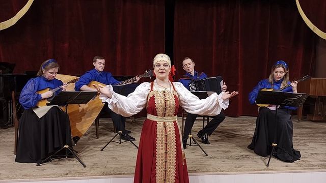 Катюша (Дарья Киркова и анс. Царёво Городище)