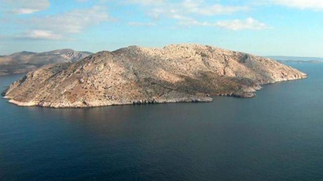 Near Patroklos Island   ( Окрестности острова Патроклос )