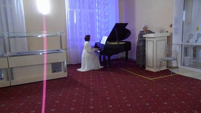 "Сердиться не надо"("На Карнавале") Д.Дорман/Наталья Иванова/Железноводск сан.Здоровье Окт. 21 г.