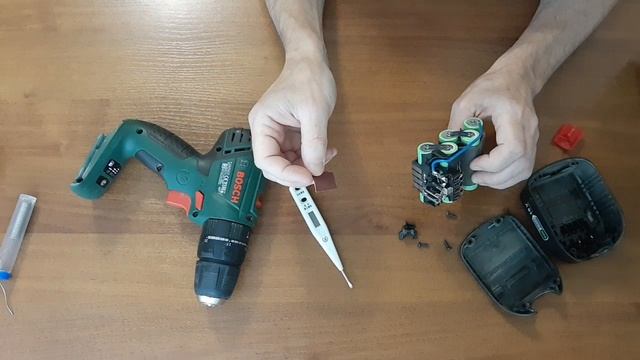 Простой ремонт аккумулятора шуруповерта.