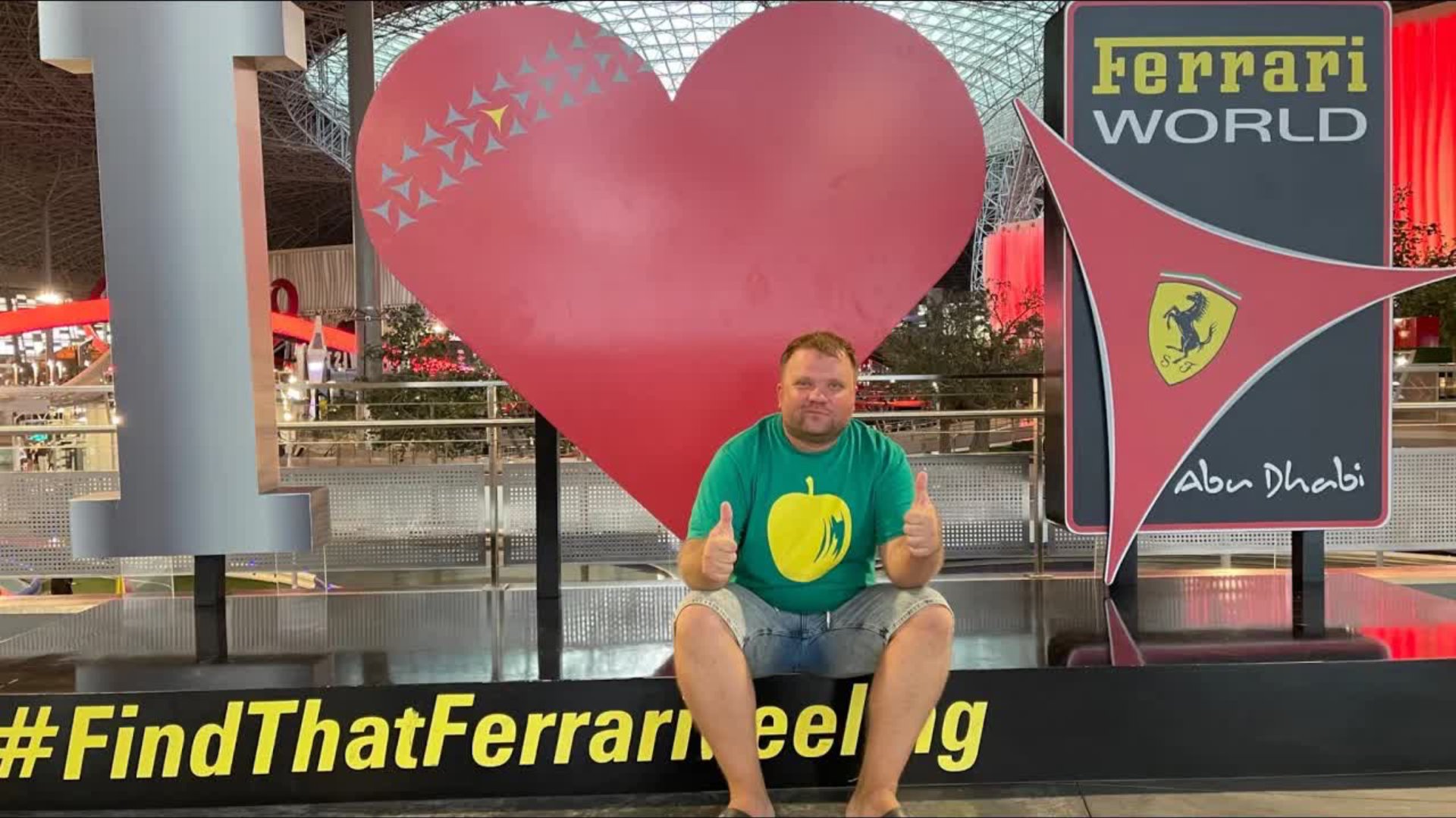 🇦🇪 Знаменитый парк Ferrafi World 🚗 в Абу-Даби. Что в нем внутри? Какие аттракционы? #оаэ #ferrari