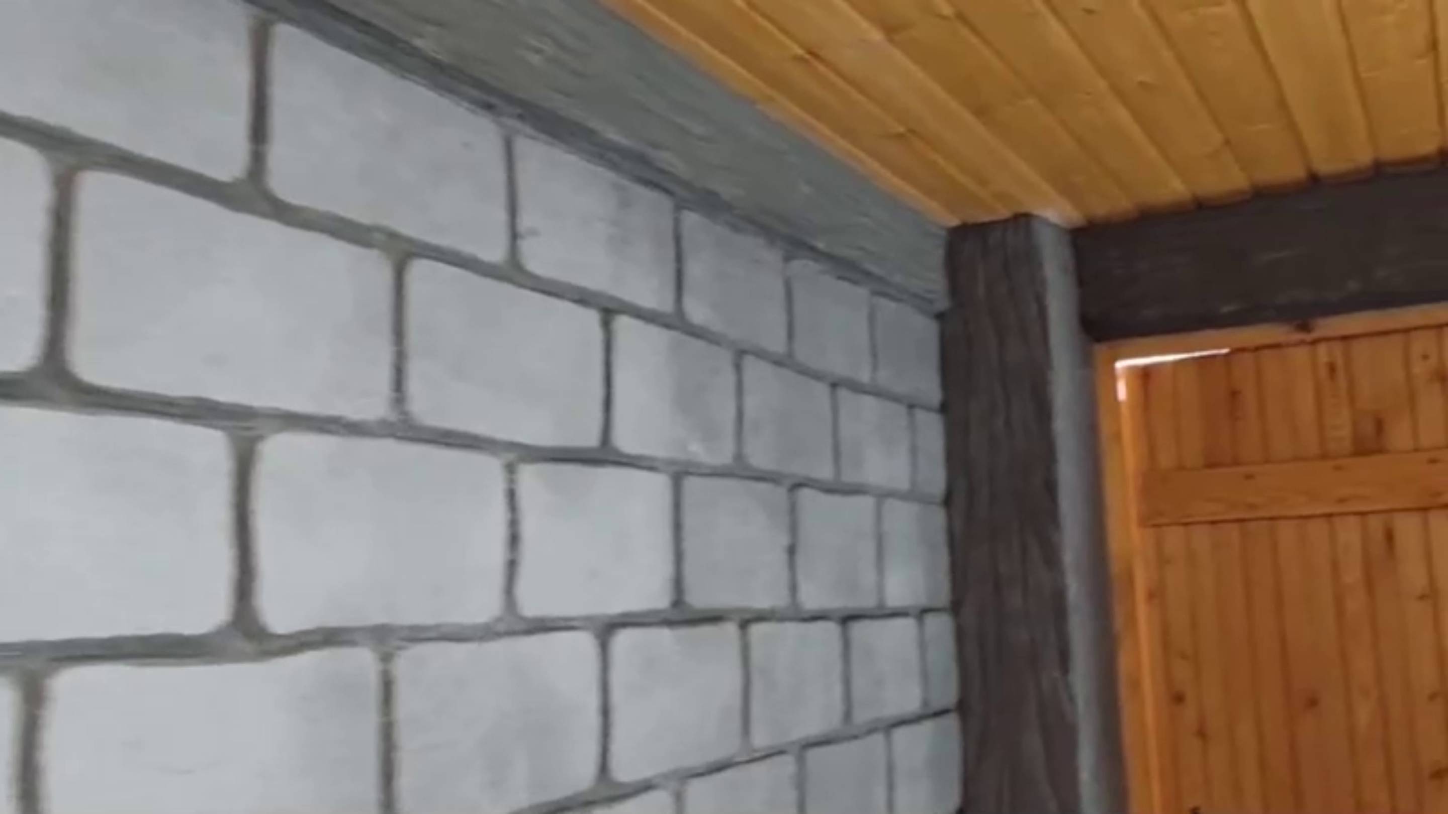 Оформление внутренний  декор   стен беседки   на  даче.мастер Лапушкин Алексей.