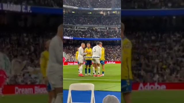 💪 #Мбаппе защищает Беллингема